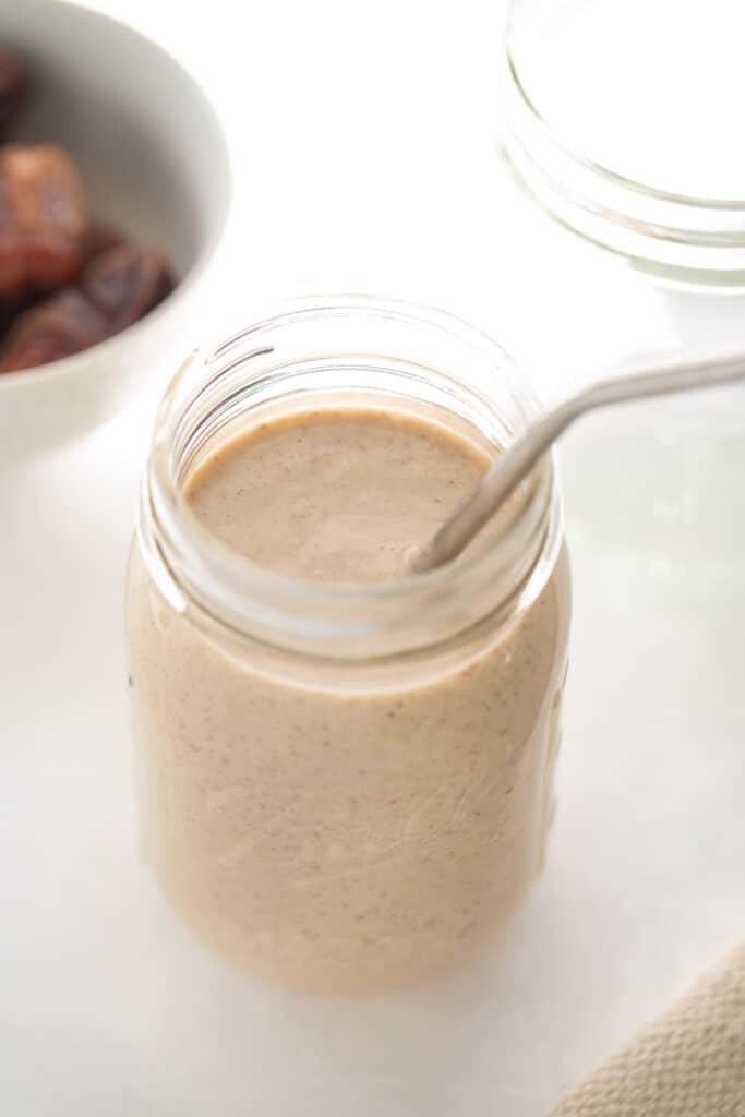 Banana Date Smoothie | Meaningful Eats