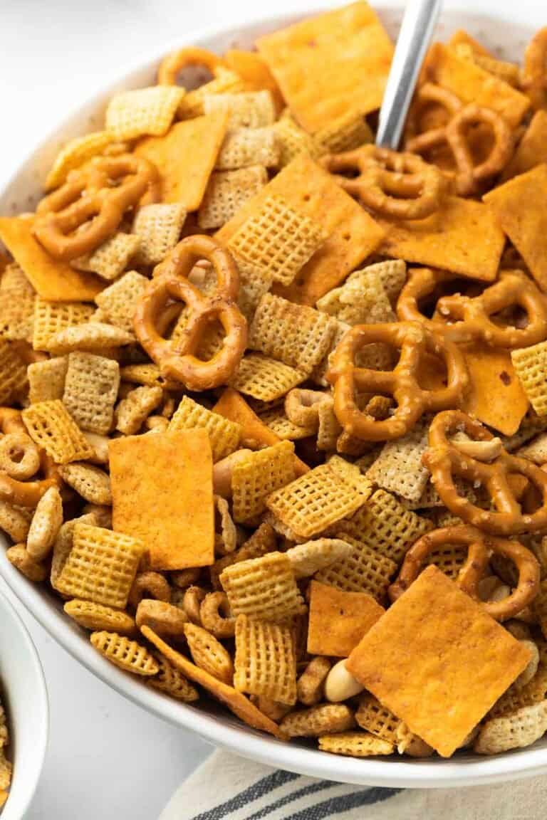 Gluten-Free Chex Mix (Easy Snack Mix!) - Meaningful Eats