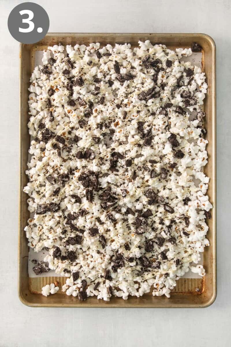 Oreo Popcorn (Easy Recipe!) - Meaningful Eats