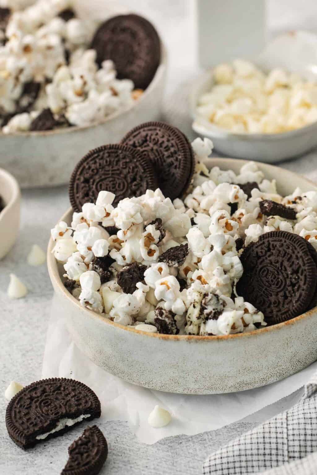 Oreo Popcorn (Easy Recipe!) - Meaningful Eats