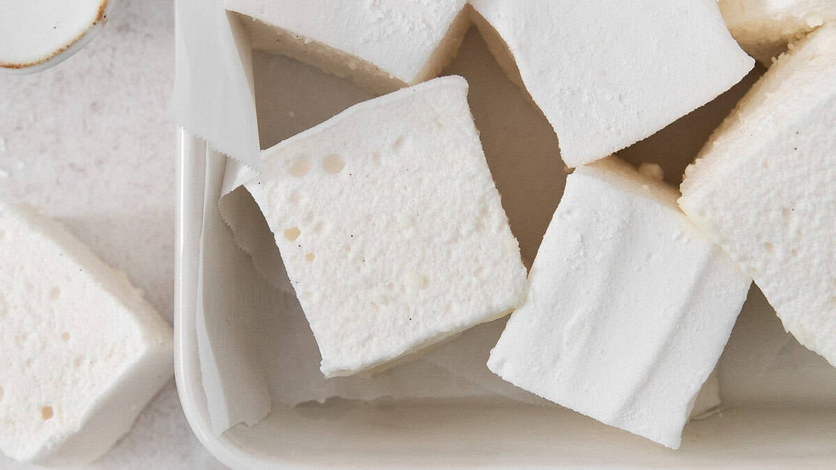 Vanilla Bean Marshmallow Recipe (Without Corn Syrup!) - Meaningful Eats